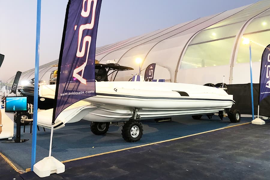 Amphibious Beachlander Great Success - ASIS Amphibious at Boat Show